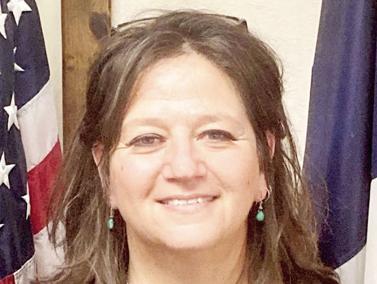 City hires Kunz as admin, weighs treasurer salary