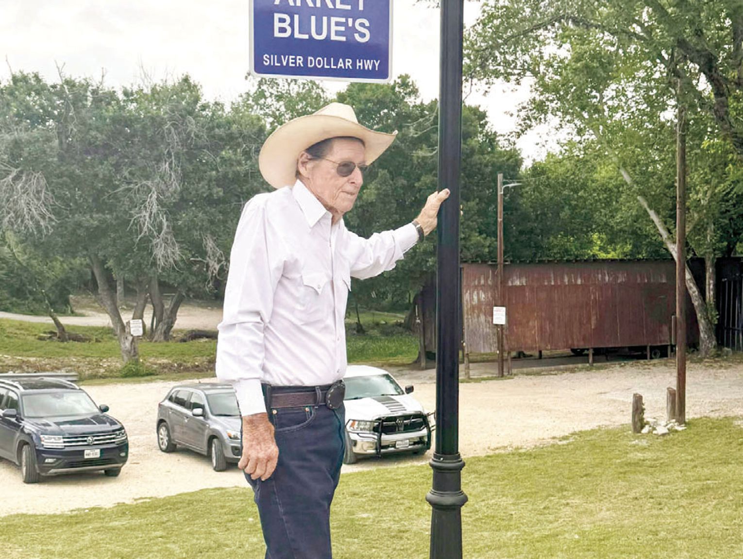 SIGN HONORS ARKEY BLUE