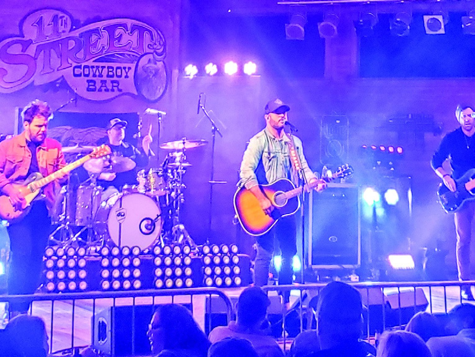 Wade Bowen rocks out on 11th Street stage
